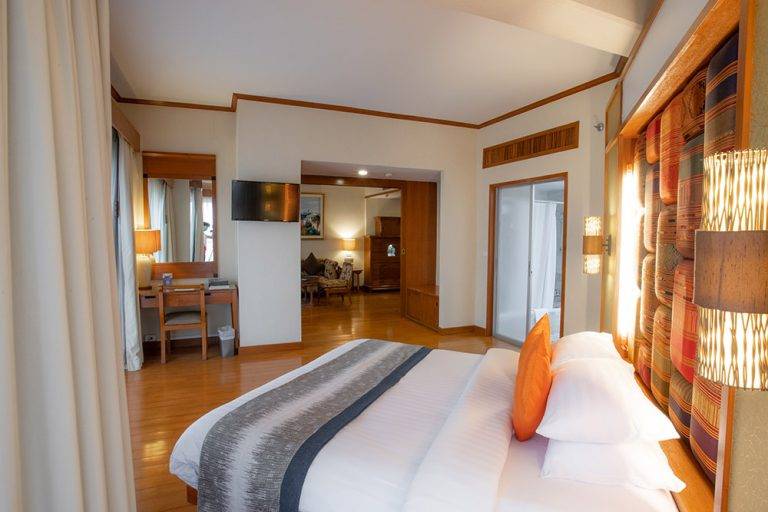 Patong Hotel, Phuket, Thailand - The Royal Paradise Hotel & Spa - Hotel ...
